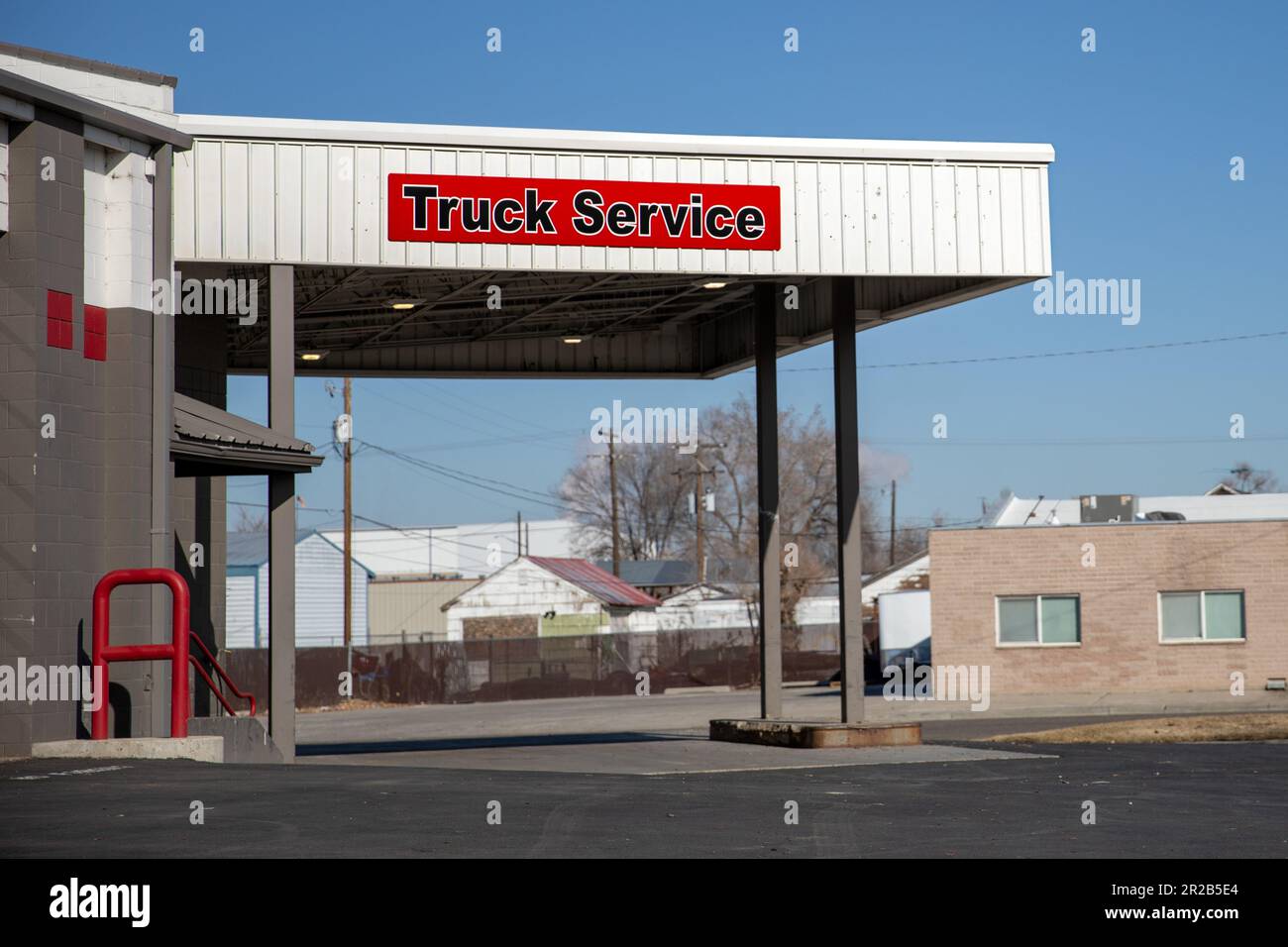 Motor transportation service building hi-res stock photography and ...