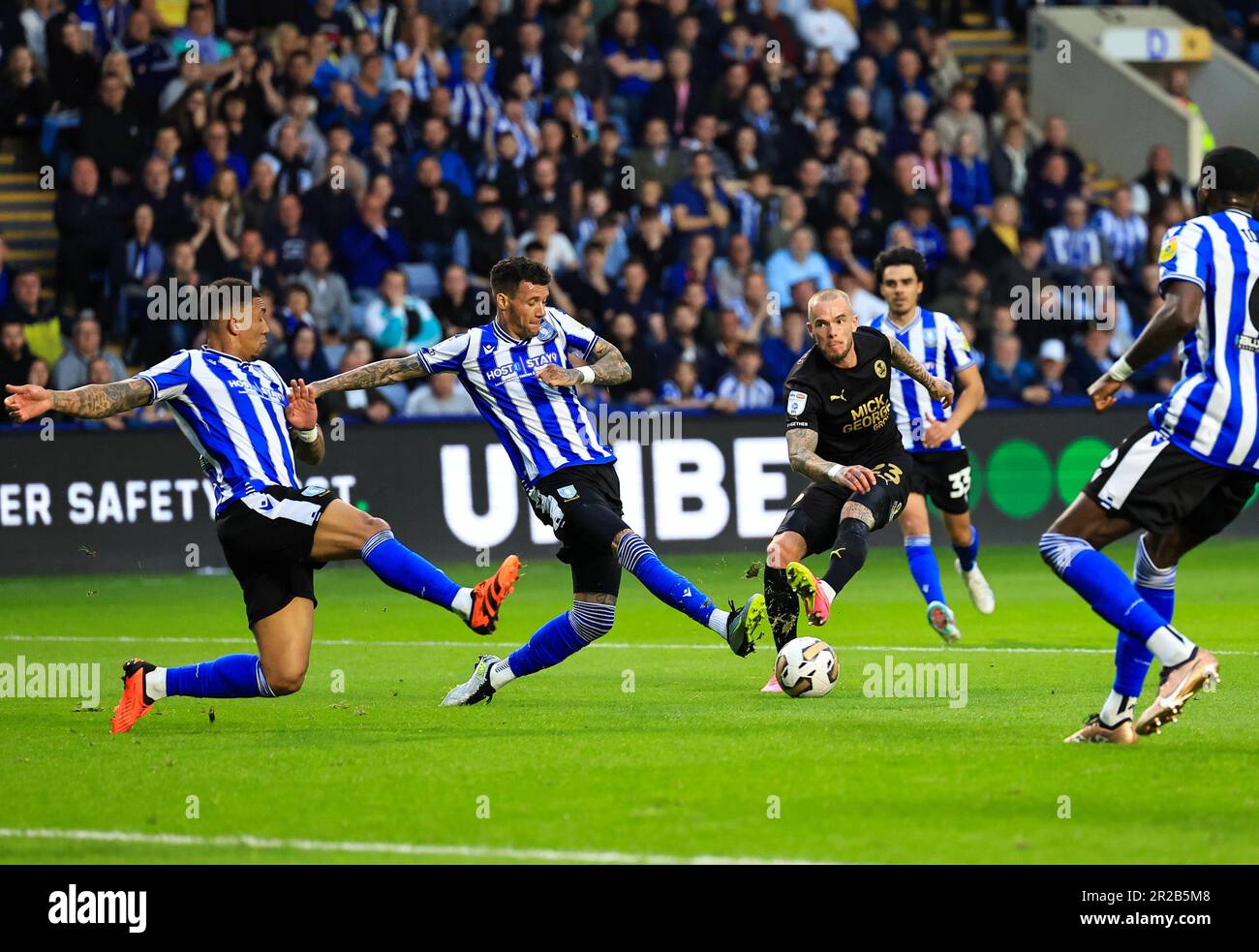 Joe browning hi-res stock photography and images - Alamy