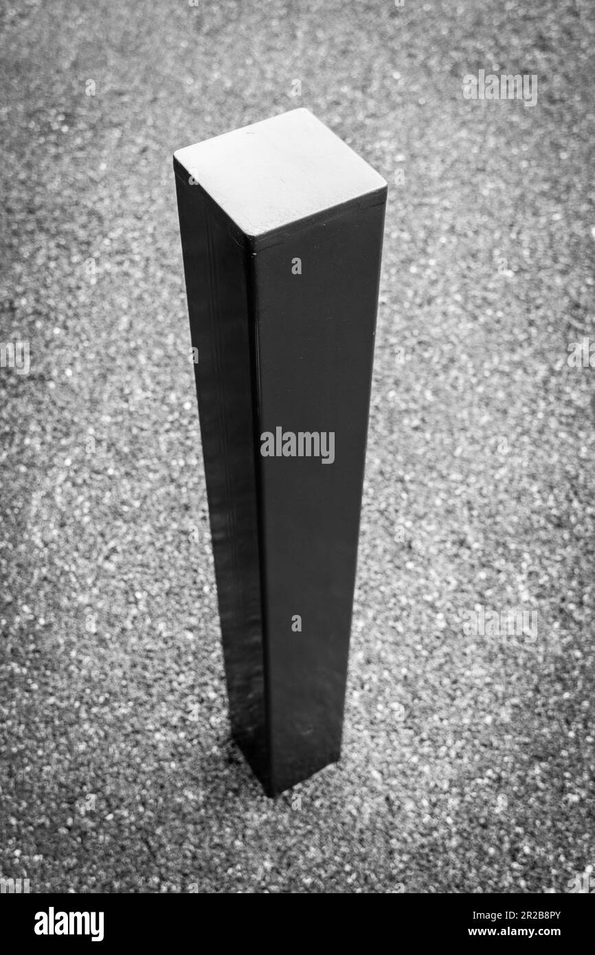 Cubic architecture hi-res stock photography and images - Alamy