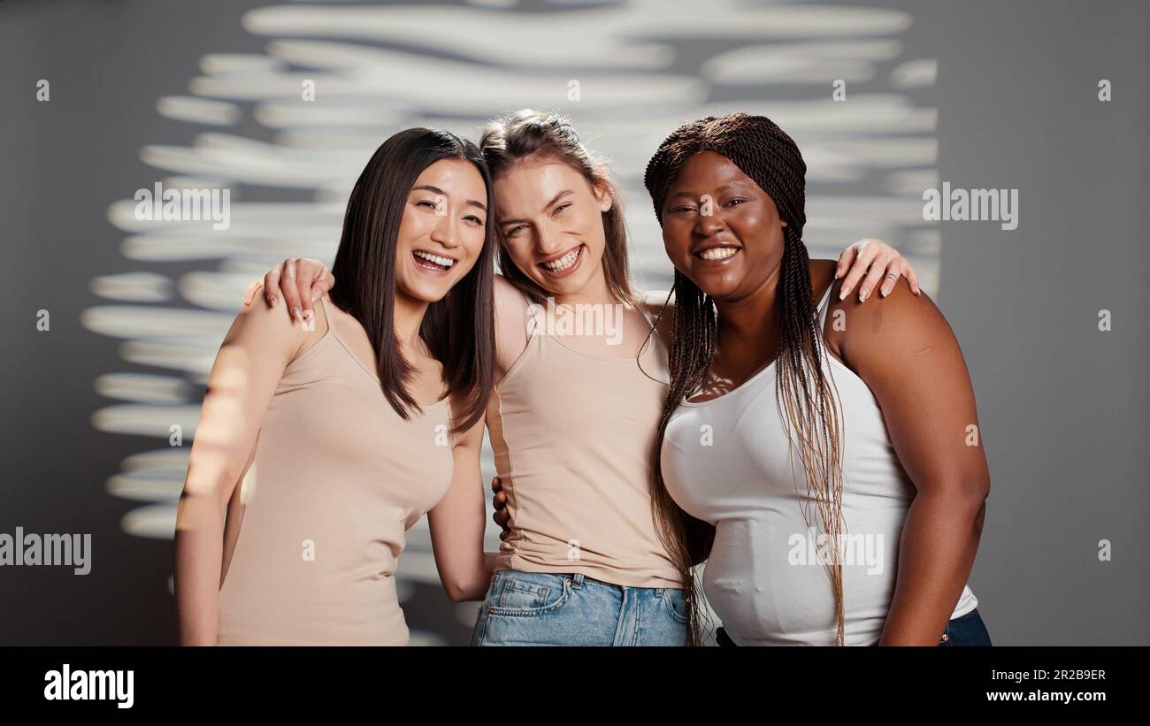 Diverse body types hi-res stock photography and images - Alamy