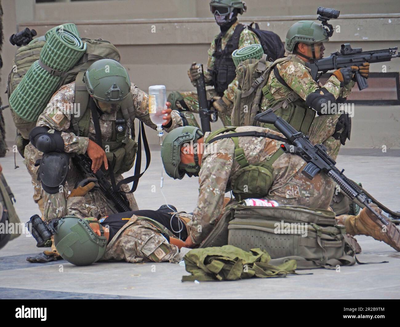Peruvian Army Special Forces performing at the inauguration of the 9th ...