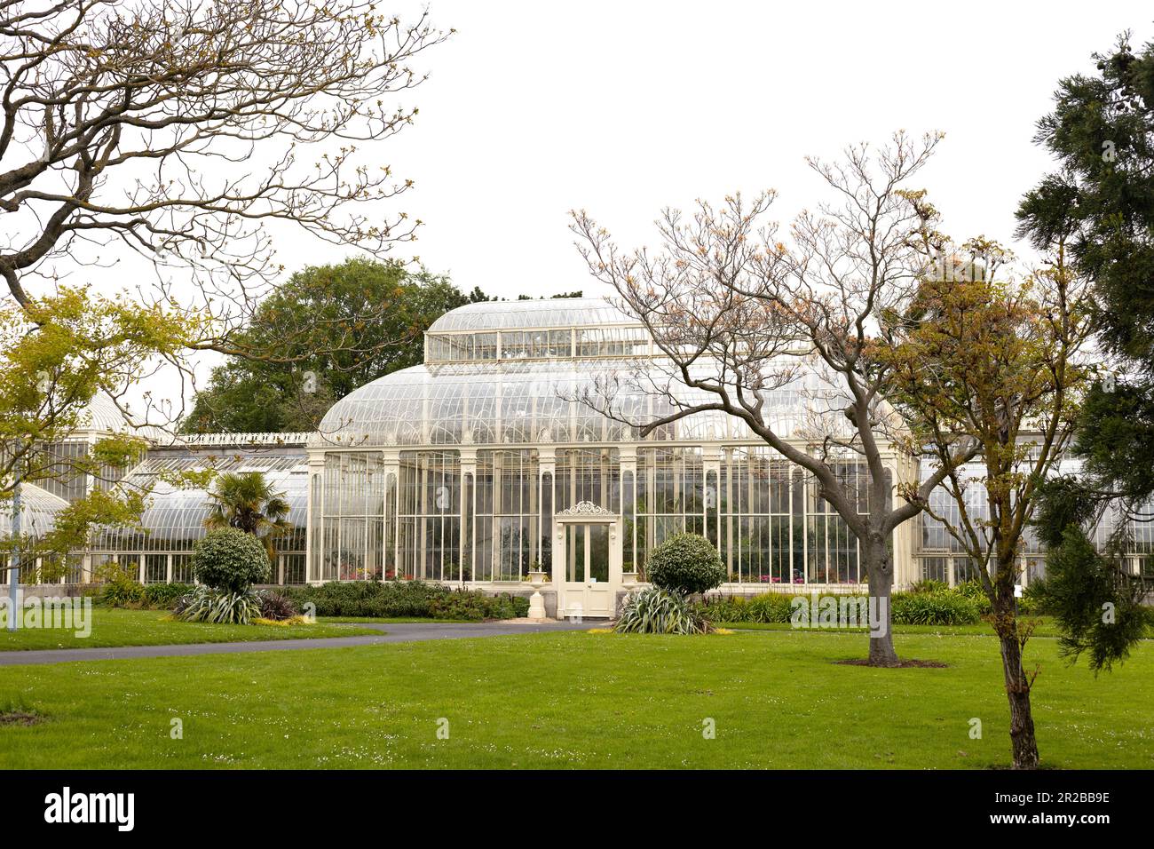 One of the beautiful glasshouses at the National Botanic Gardens in ...