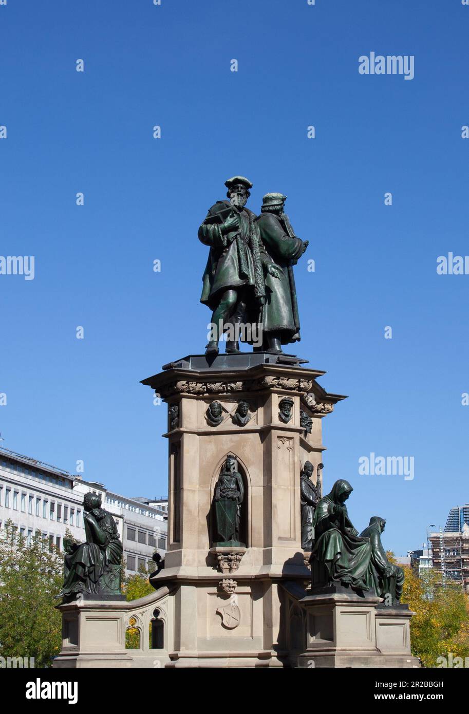 Johannes Gutenberg monument (1858). Frankfurt am Main, Germany under ...