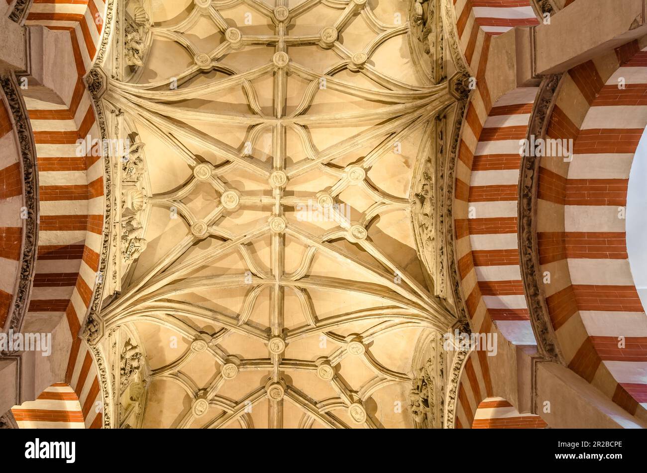Double tiered arches hi-res stock photography and images - Alamy