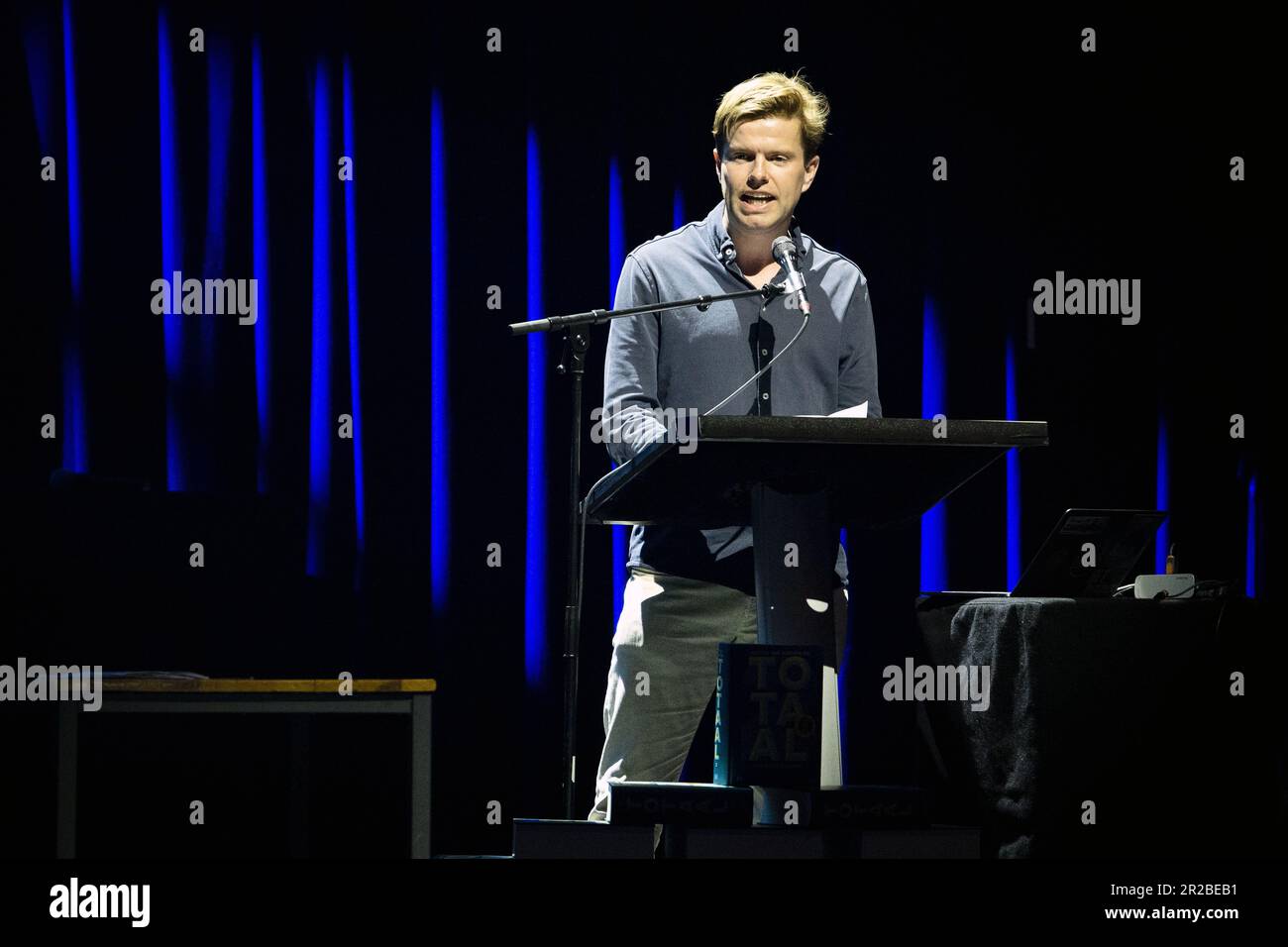 AMSTERDAM - Journalist Gijs Beukers during the presentation of Marcel van Roosmalen's second ...