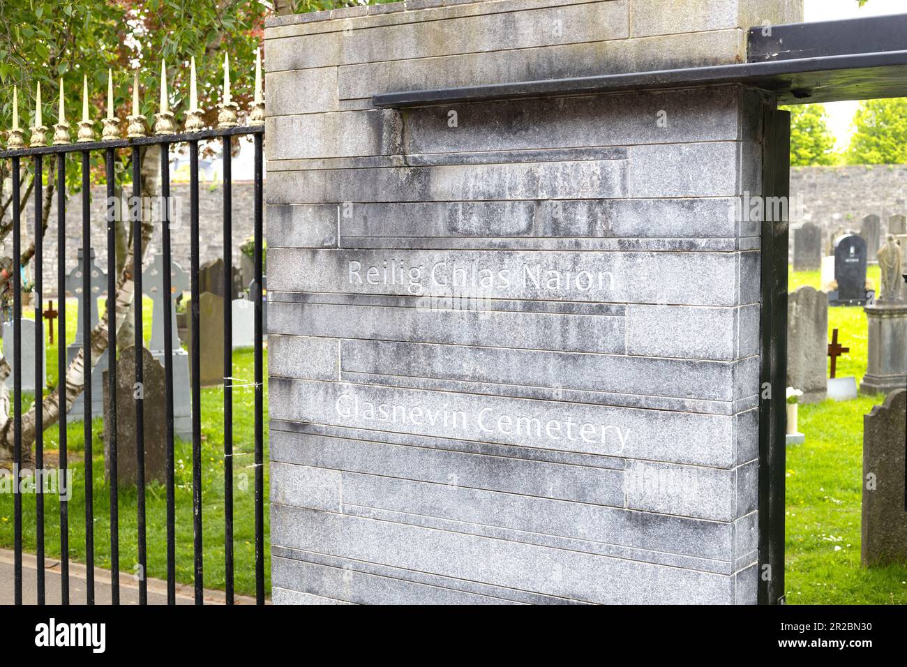 Sign and entrance to Glasnevin Cemetery in Dublin, Ireland Stock Photo ...