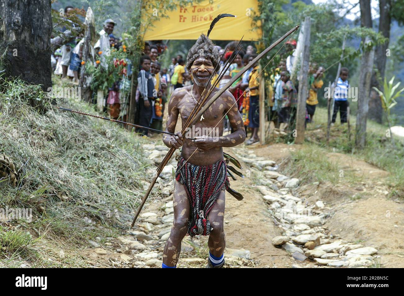 Papua New Guinea; Eastern Highlands; Goroka; Papuan warrior with a bow ...