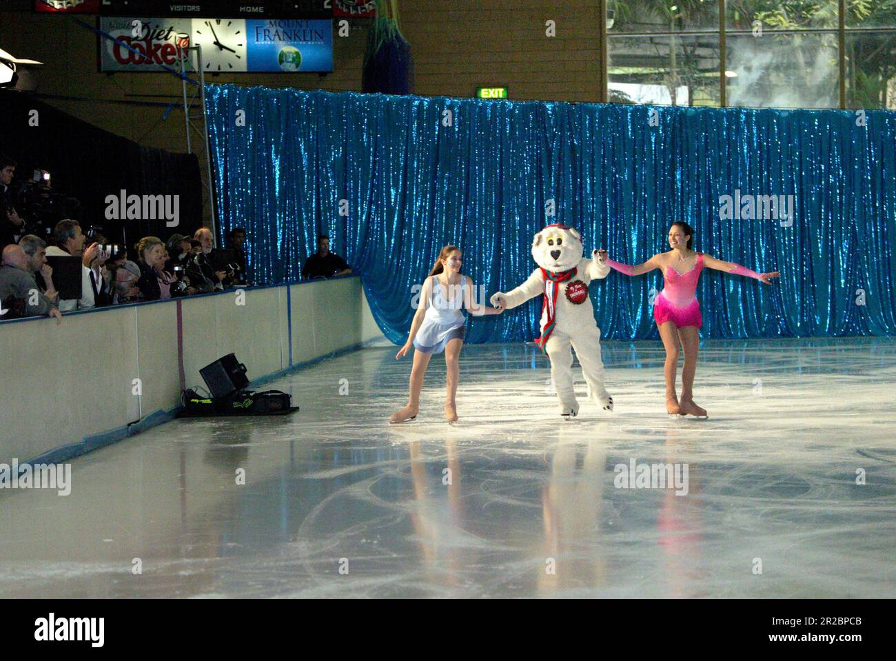 Australian figure skaters Eleanor Salmon (left) and Debbie Ward (right ...