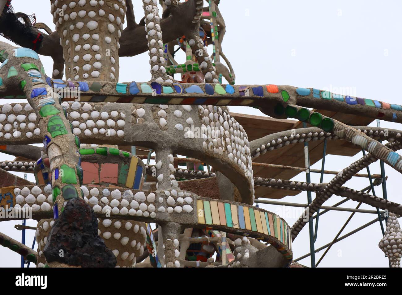 Los Angeles, California: WATTS TOWERS by Simon Rodia, architectural ...