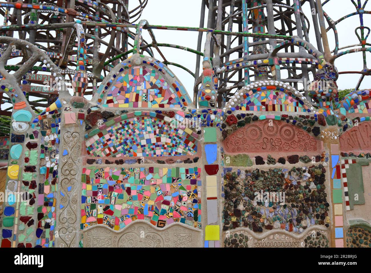 Los Angeles, California: WATTS TOWERS by Simon Rodia, architectural ...