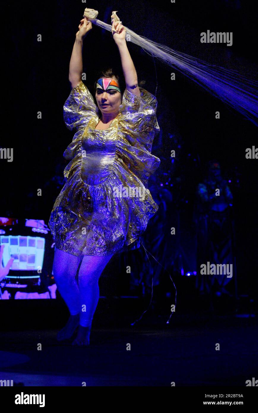 Outdoor stage at the sydney opera house hi-res stock photography and ...