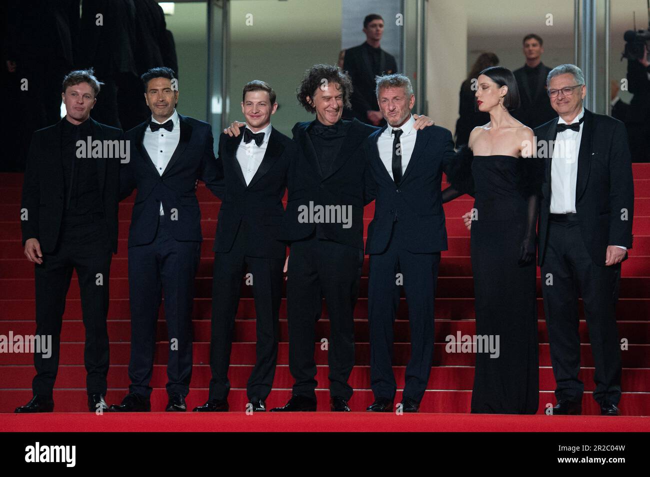 Cannes, France. 18th May, 2023. Michael Pitt, Warren Goz, Tye Sheridan ...