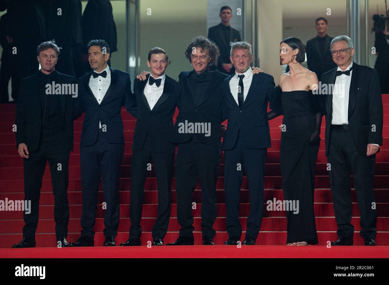 Cannes, France. 18th May, 2023. Michael Pitt, Warren Goz, Tye Sheridan ...