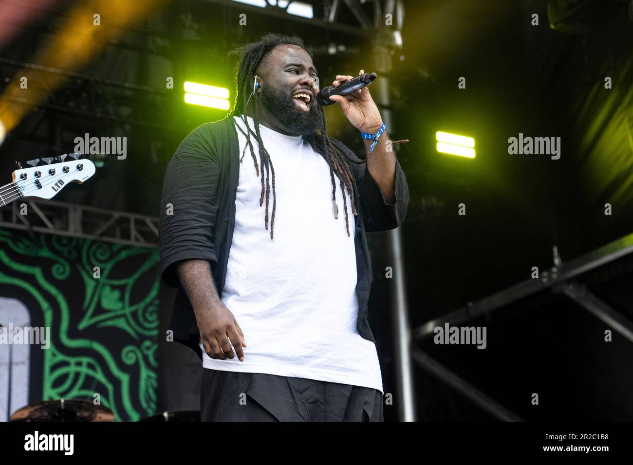 Mark Leon of Widow 7 performs at the Welcome To Rockville Music ...