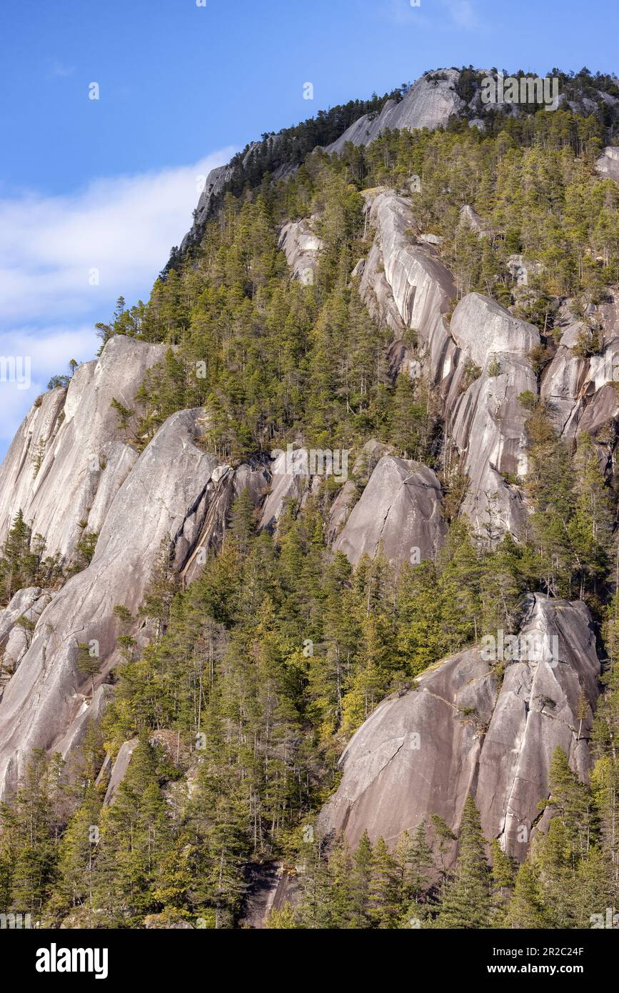 Cliffs of the squamish chief hi-res stock photography and images - Alamy