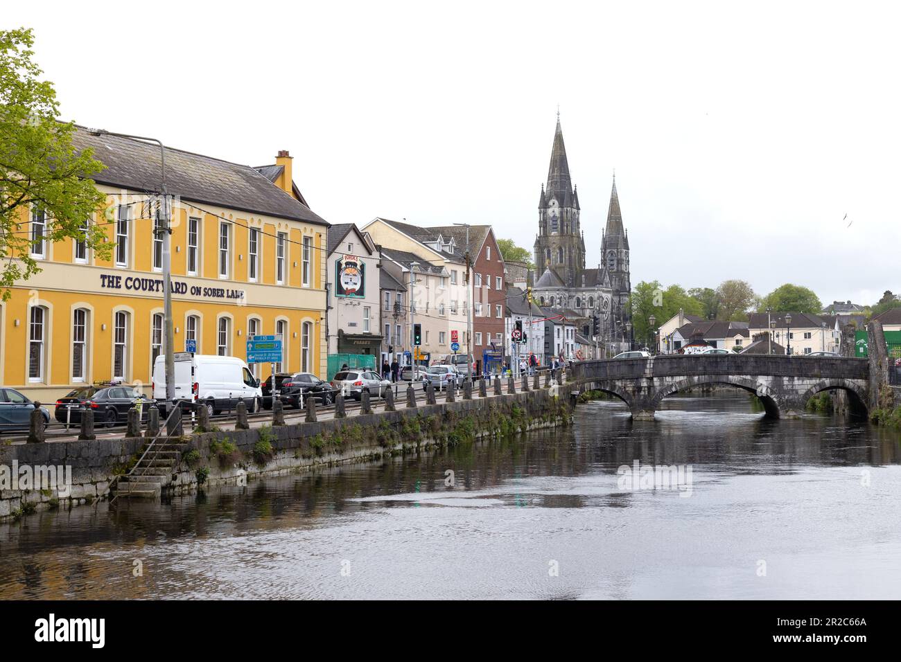 The River Lee which runs through Cork city in Ireland Stock Photo - Alamy