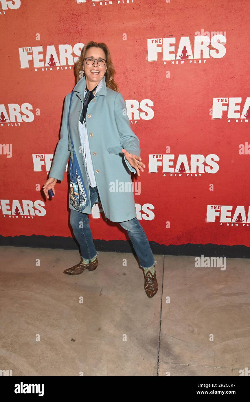 Tea Leoni attends "The Fears" Off Broadway Opening at The Irene Diamond ...