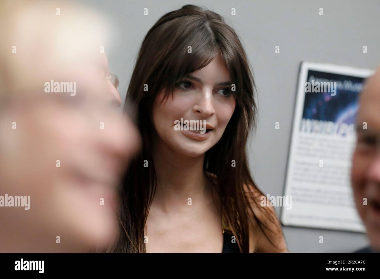 Emily ratajkowski 2023 hi-res stock photography and images - Alamy