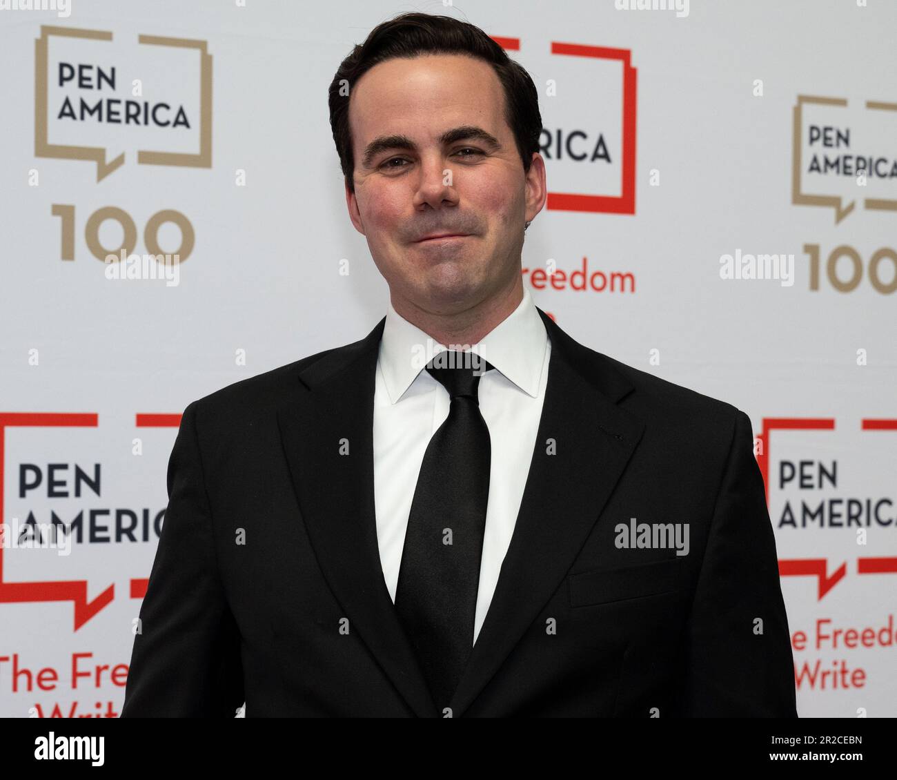 New York, USA. 18th May, 2023. Robert Costa arrives on the red carpet ...