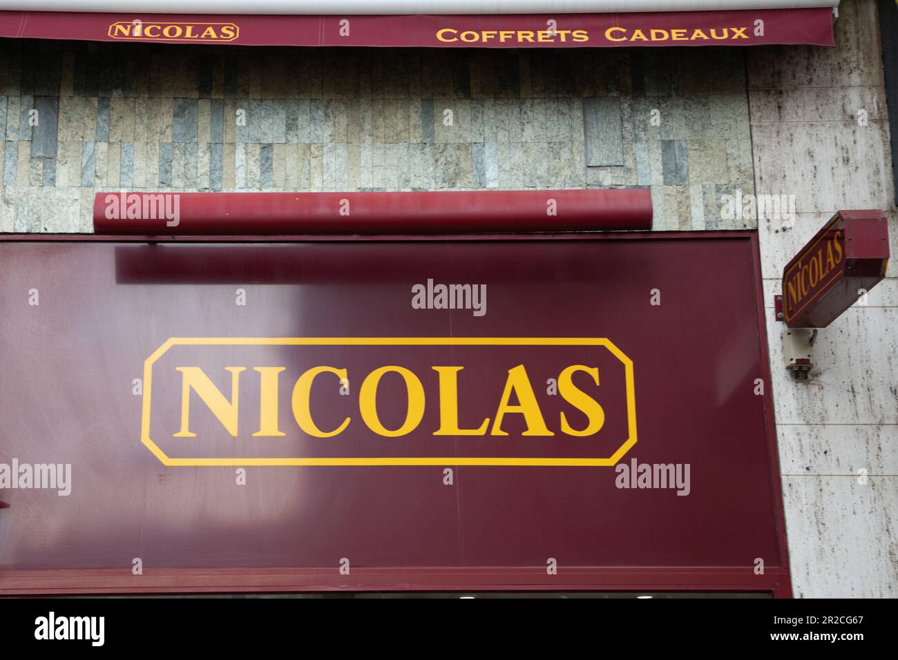 Bordeaux , Aquitaine France - 05 02 2023 : Nicolas logo brand and text ...