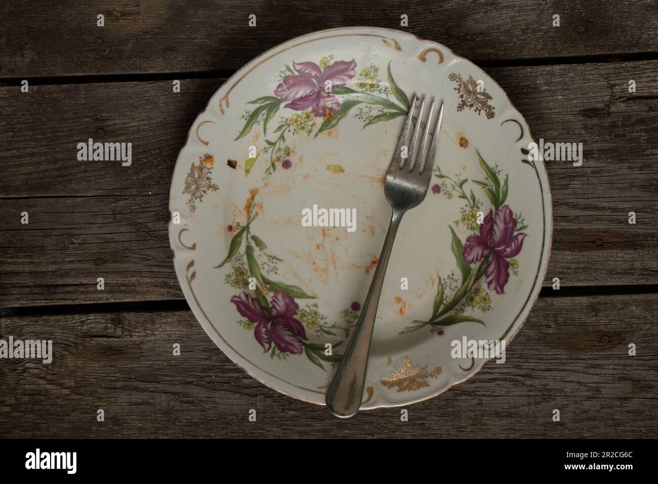Dirty plate smeared sauce hi-res stock photography and images - Alamy