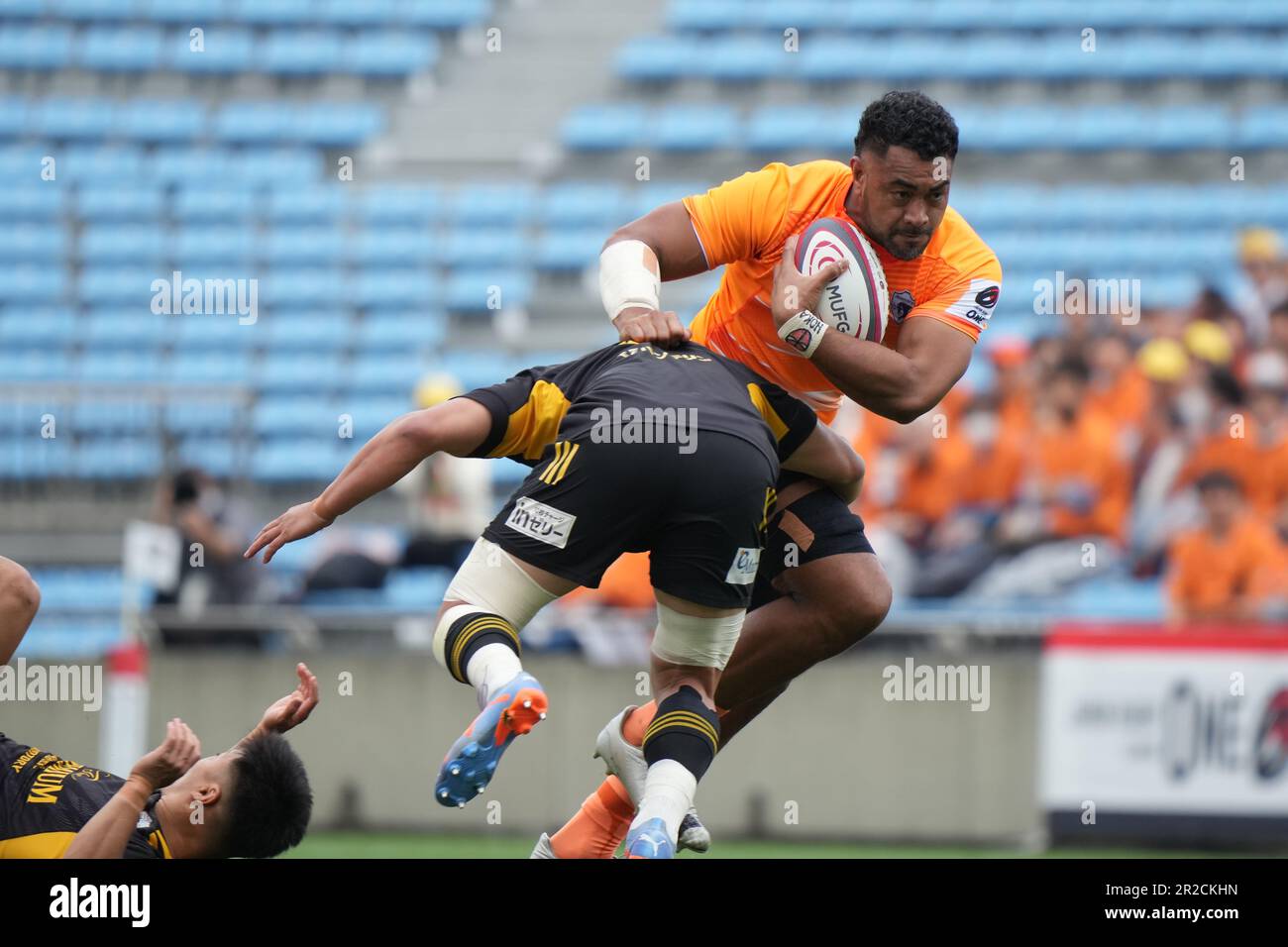 Kubota Spears' Helu Uwe during the 2022-23 Japan Rugby League One Play ...