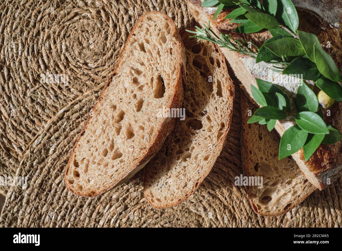Straw lining hi-res stock photography and images - Alamy