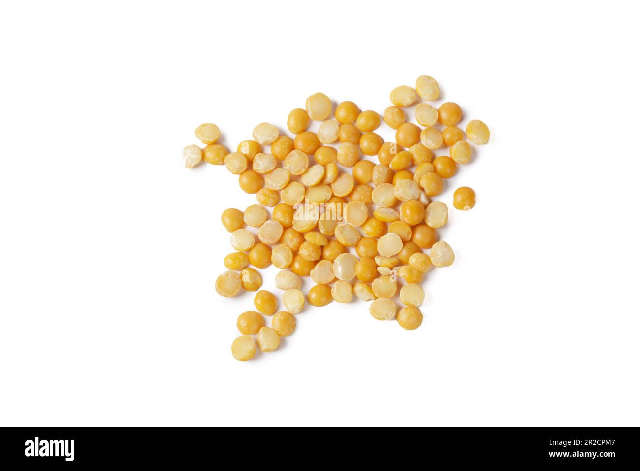 Dry yellow split peas isolated on white Stock Photo - Alamy