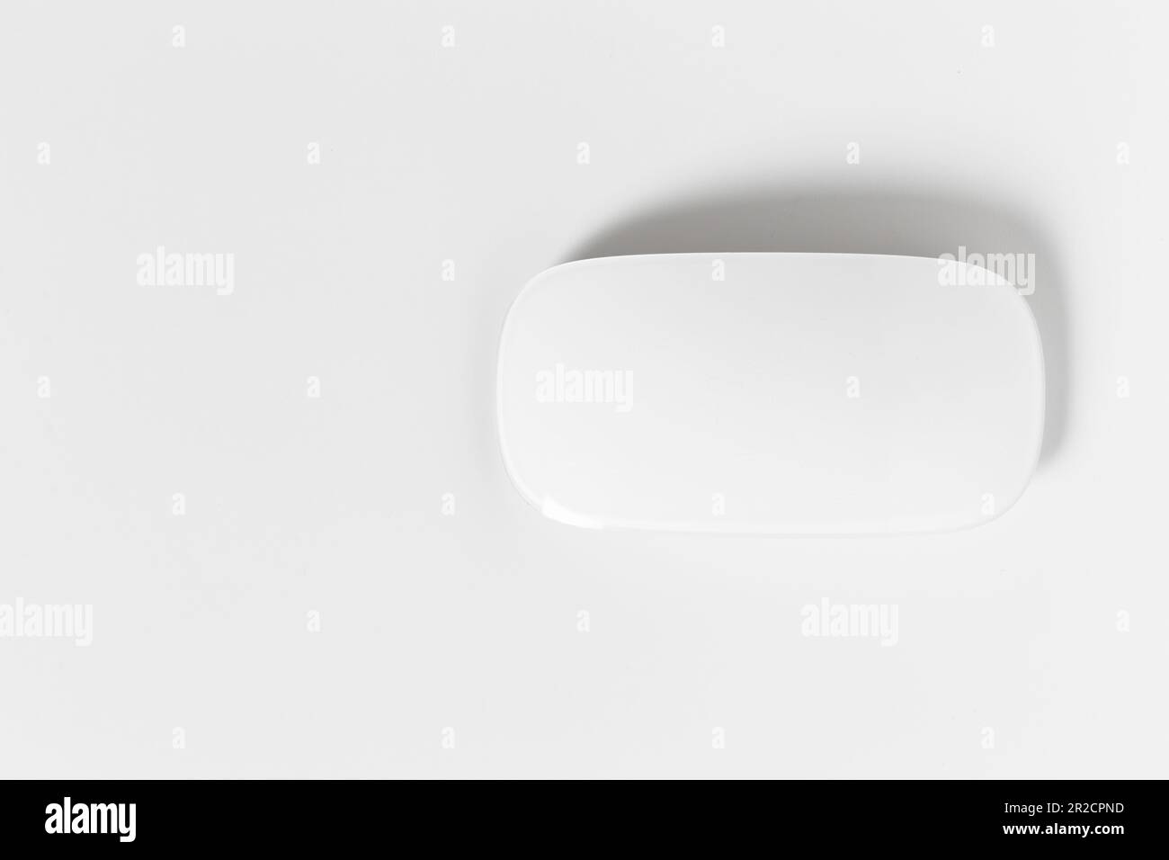 White mouse control Stock Photo - Alamy