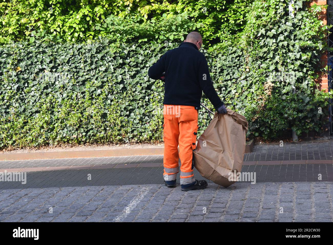 Wste bag hi-res stock photography and images - Alamy