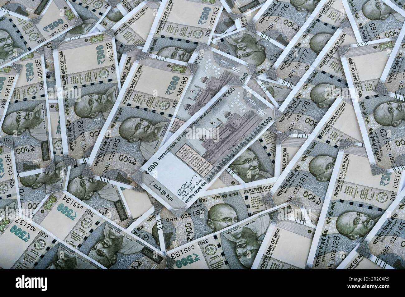 500 rupee note hi-res stock photography and images - Alamy