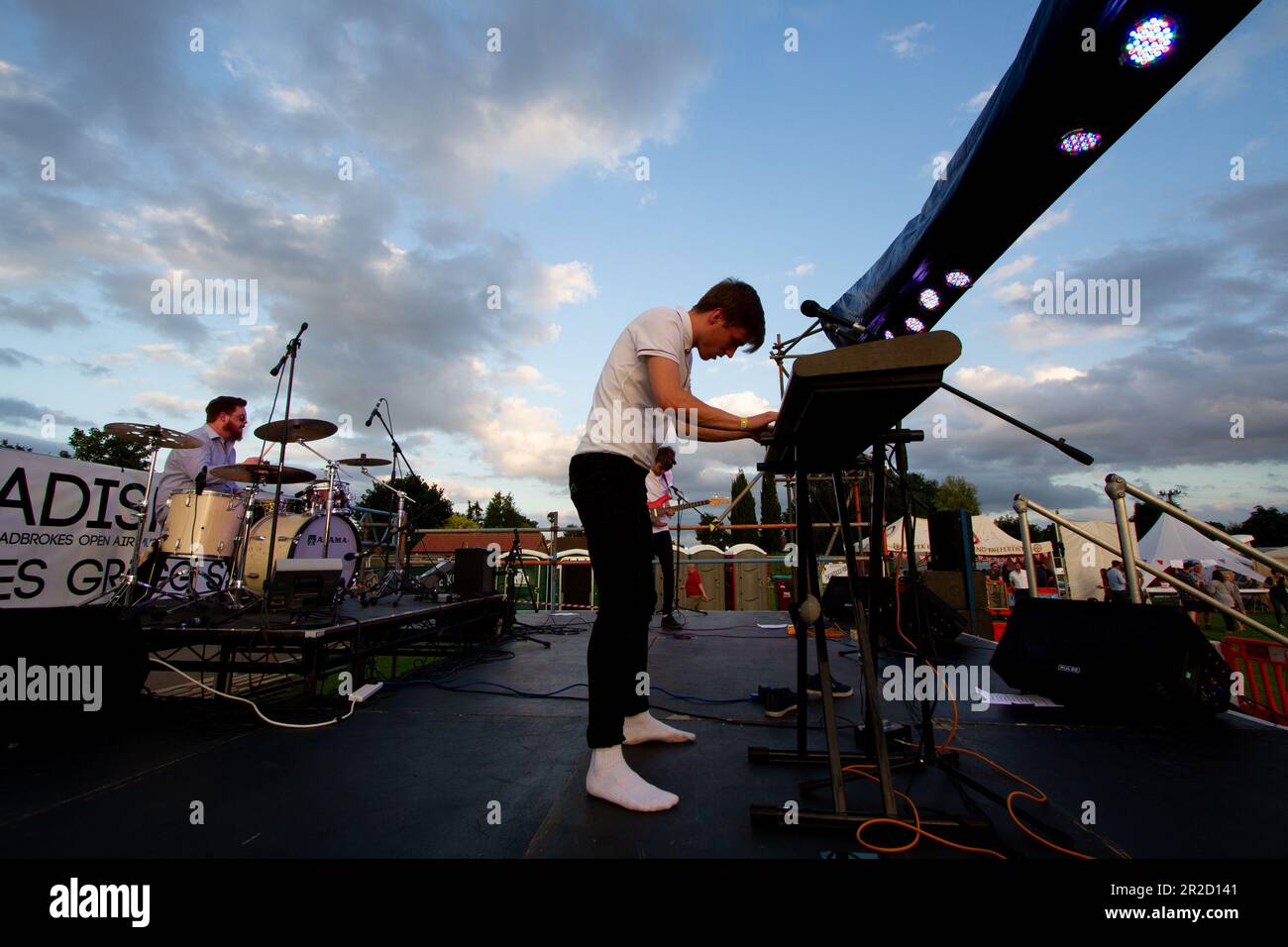 Norwich trio The Signs not bothering with a bass player at the 2016 ...