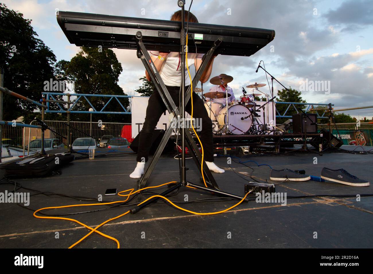 Norwich trio The Signs not bothering with a bass player at the 2016 ...