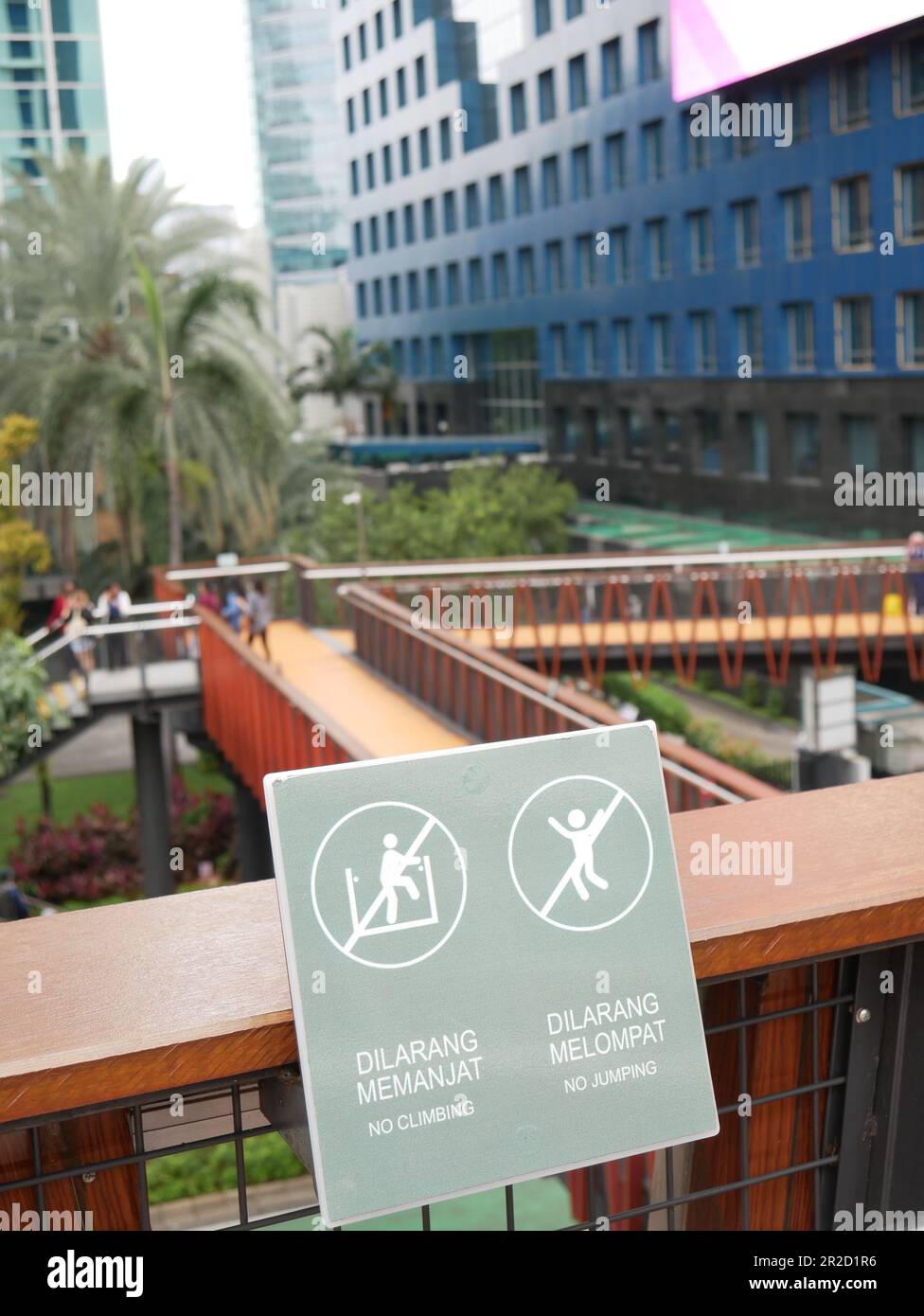 do not do anything stupid Stock Photo - Alamy