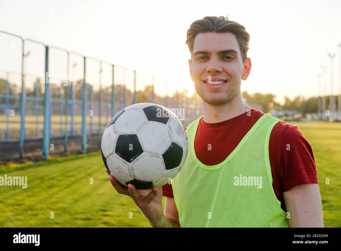 Soccer player portrait sun hi-res stock photography and images - Alamy