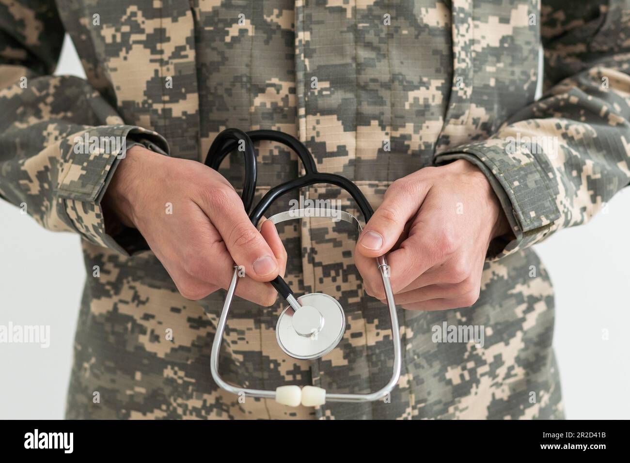 Medical exam soldier hi-res stock photography and images - Alamy