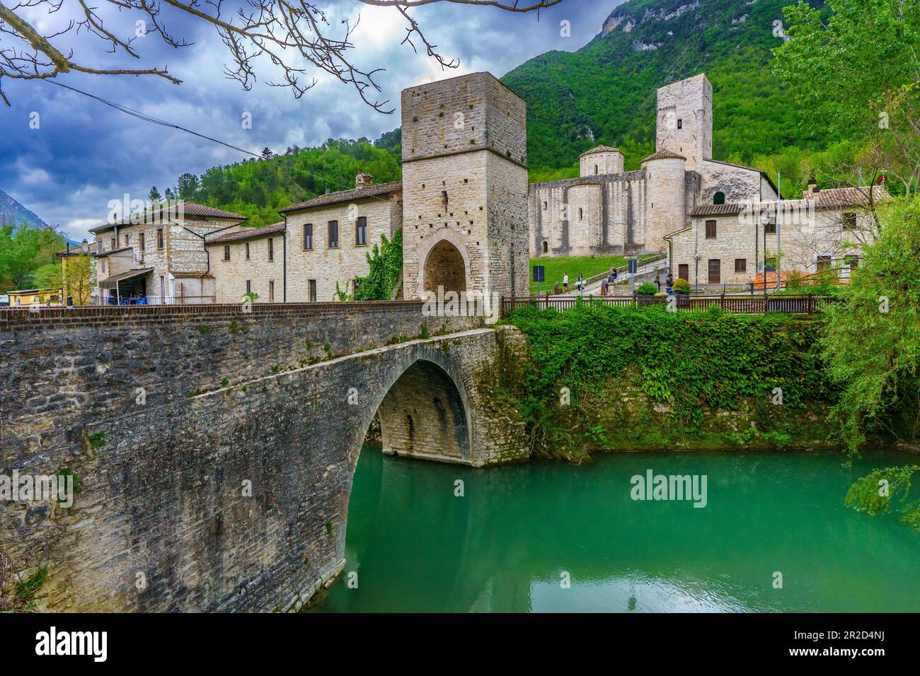 Abbey of San Vittore alle Chiuse (Italy Stock Photo - Alamy