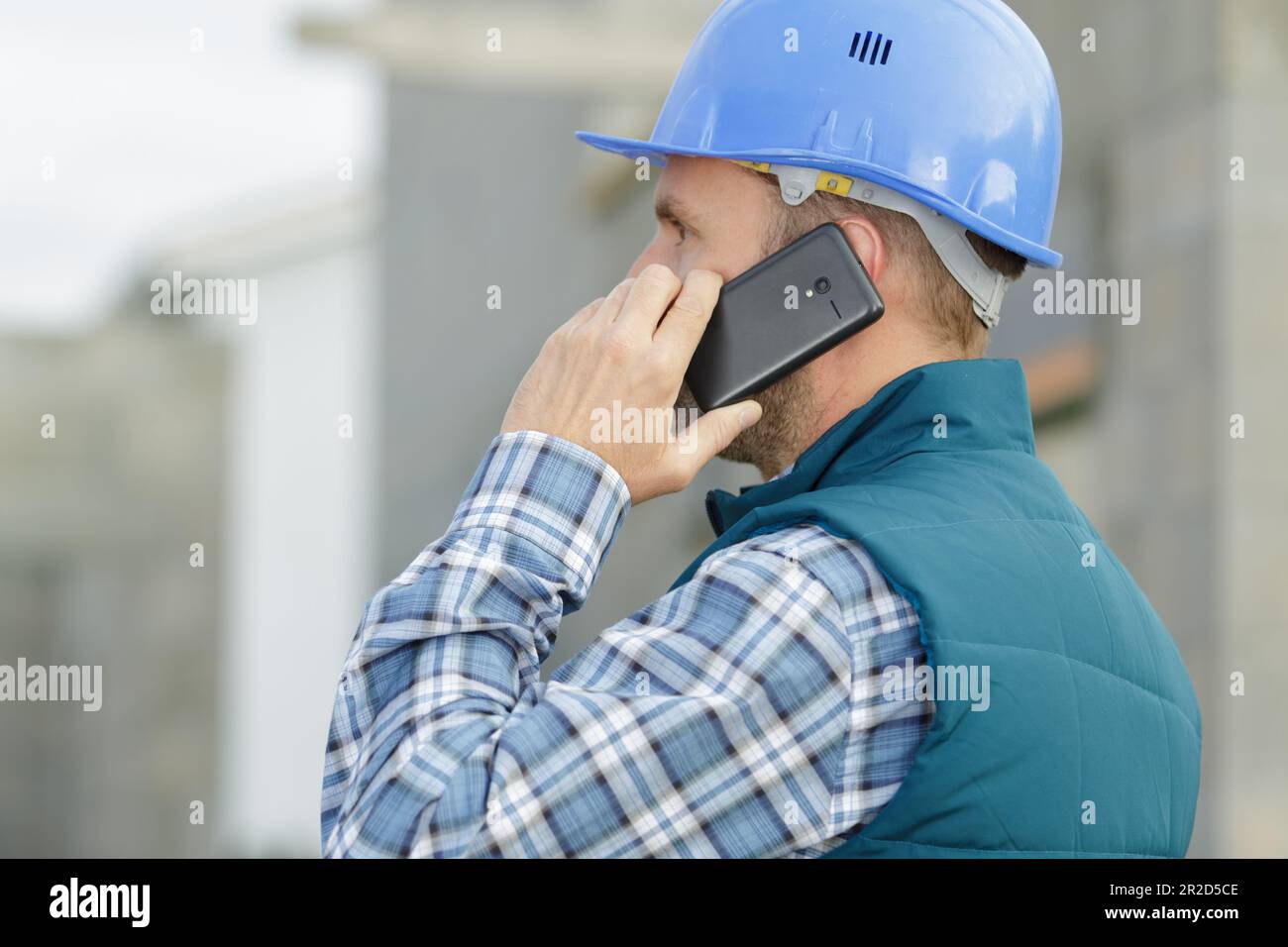 Phone builder outdoor hi-res stock photography and images - Alamy