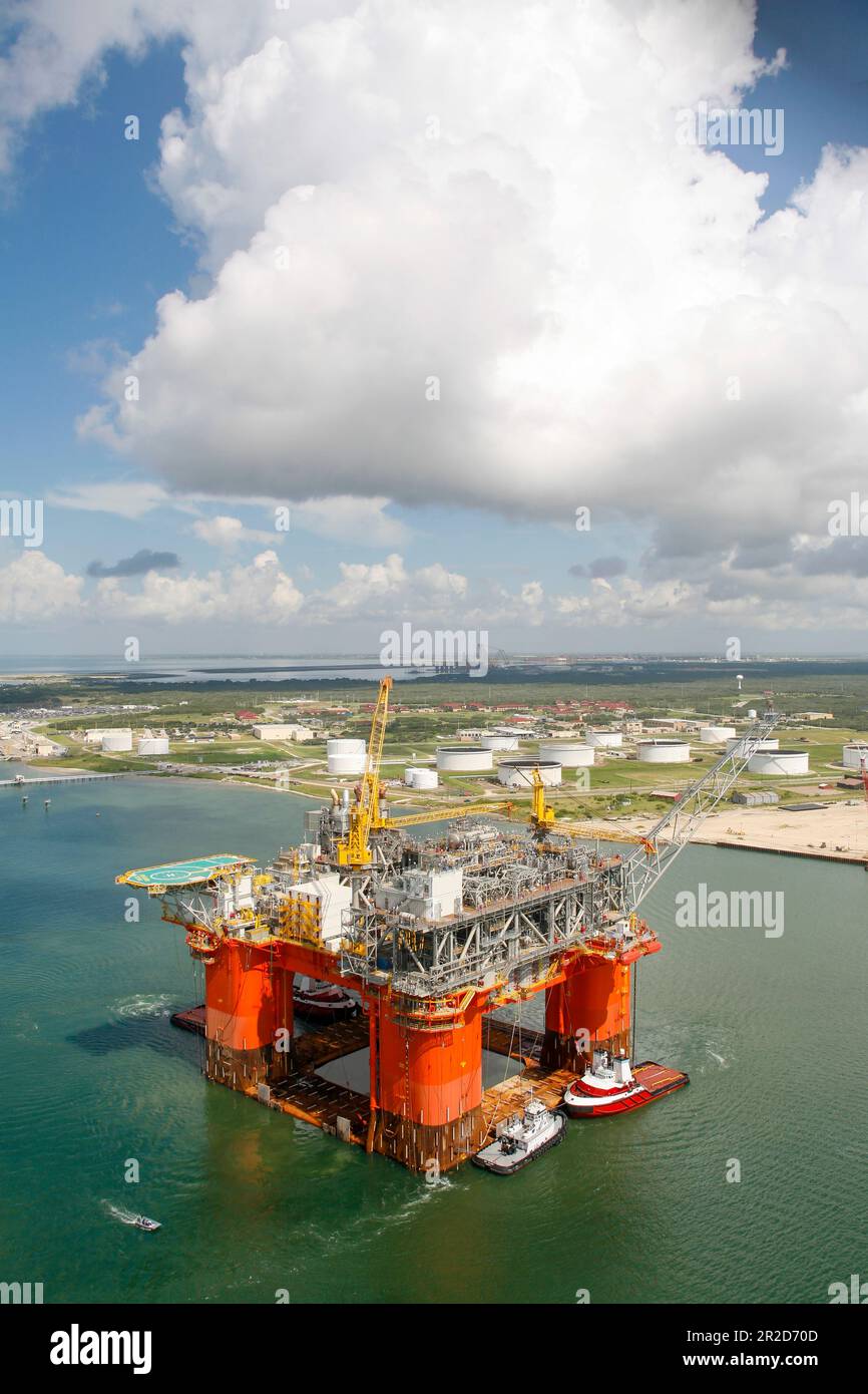 Offshore location hi-res stock photography and images - Alamy