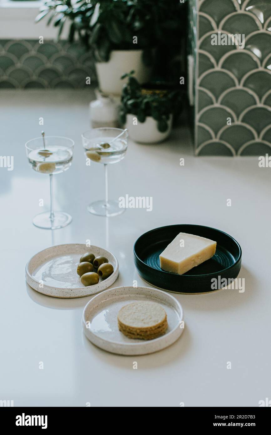 Kitchen nook table hi-res stock photography and images - Alamy
