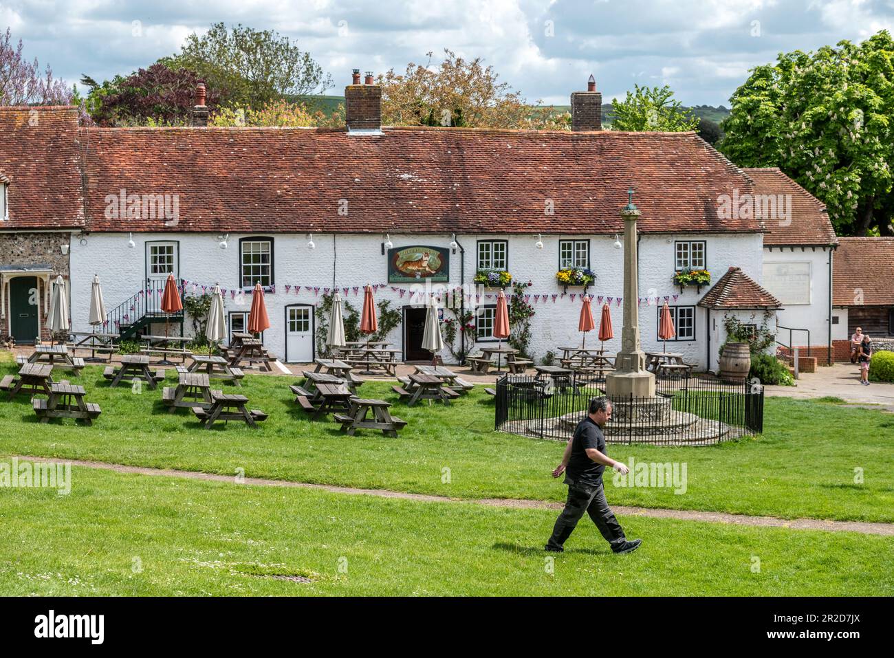 East Dean, May 16th 2023: The Tiger Inn Stock Photo - Alamy