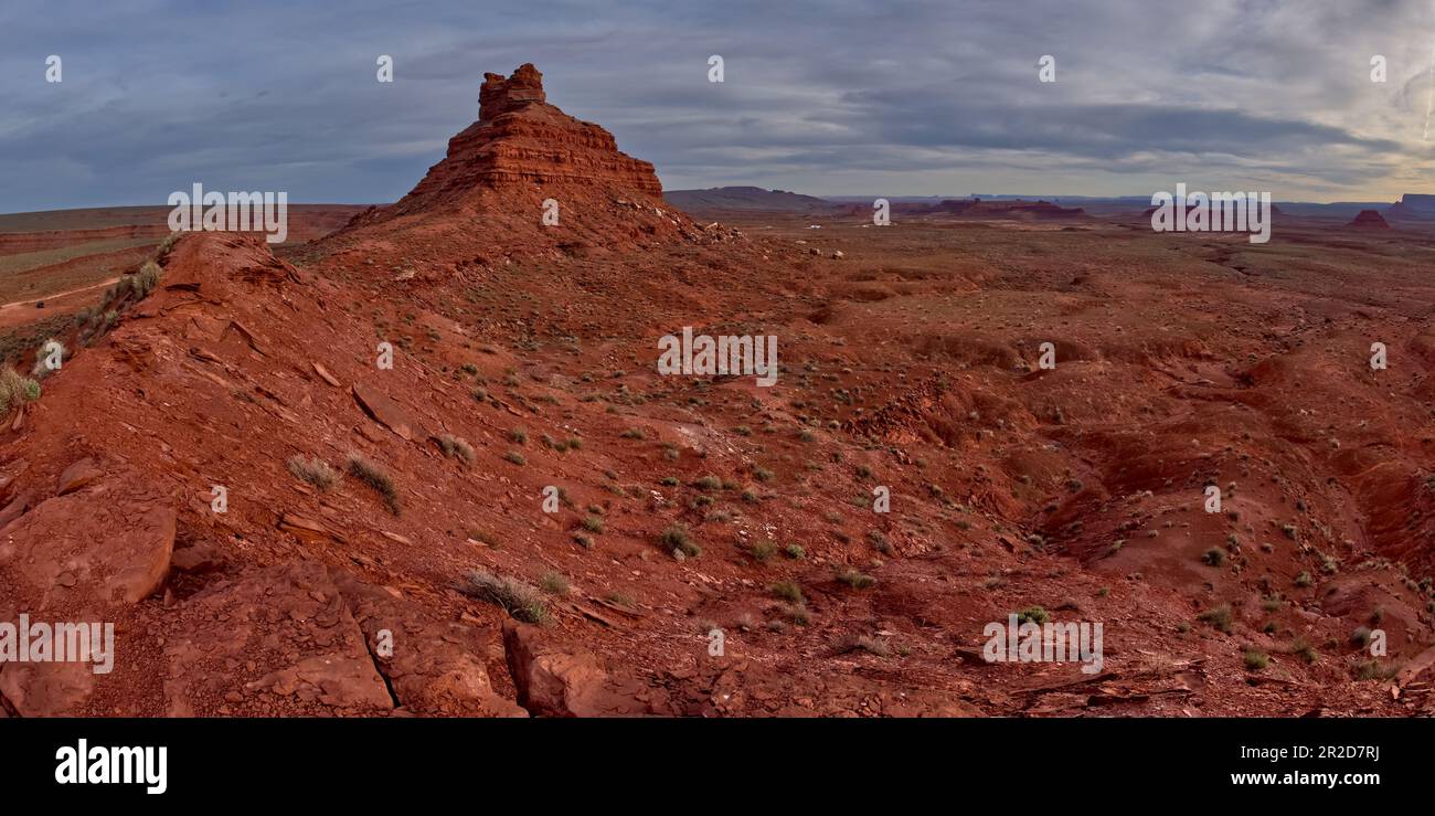Sitting hen butte hi-res stock photography and images - Alamy