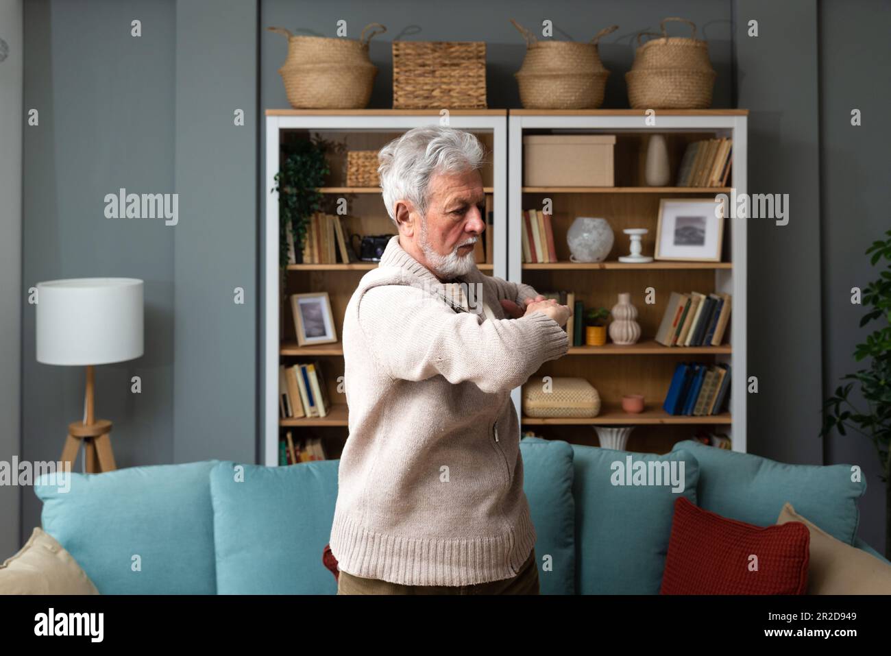 Elderly pers hi-res stock photography and images - Alamy