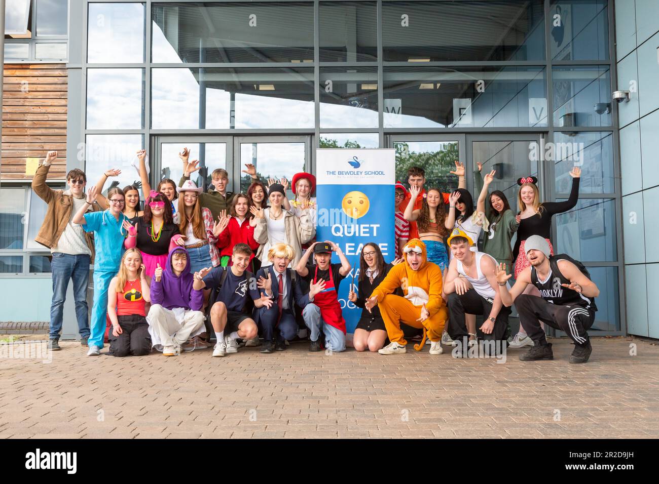 Sixth grade hi-res stock photography and images - Alamy