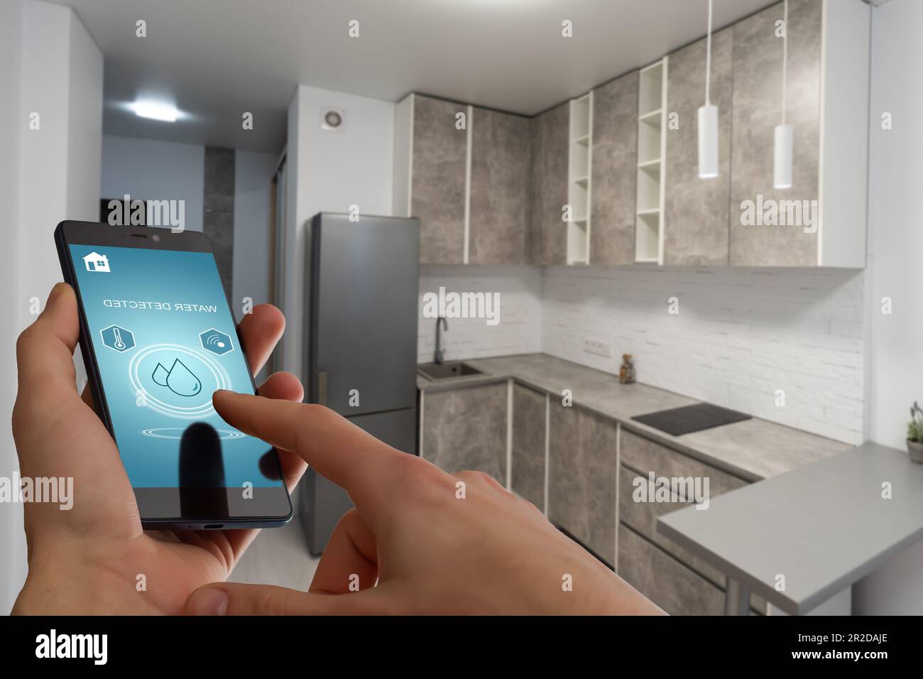 Water leak sensor alert, smart water sensor can automatically shut off ...