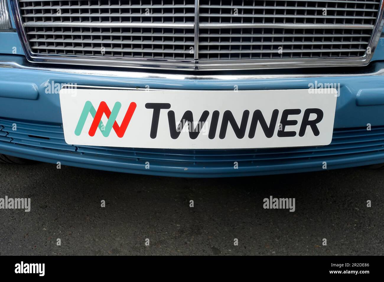 Twinner, High-resolution images enable a virtual 360-degree tour around ...