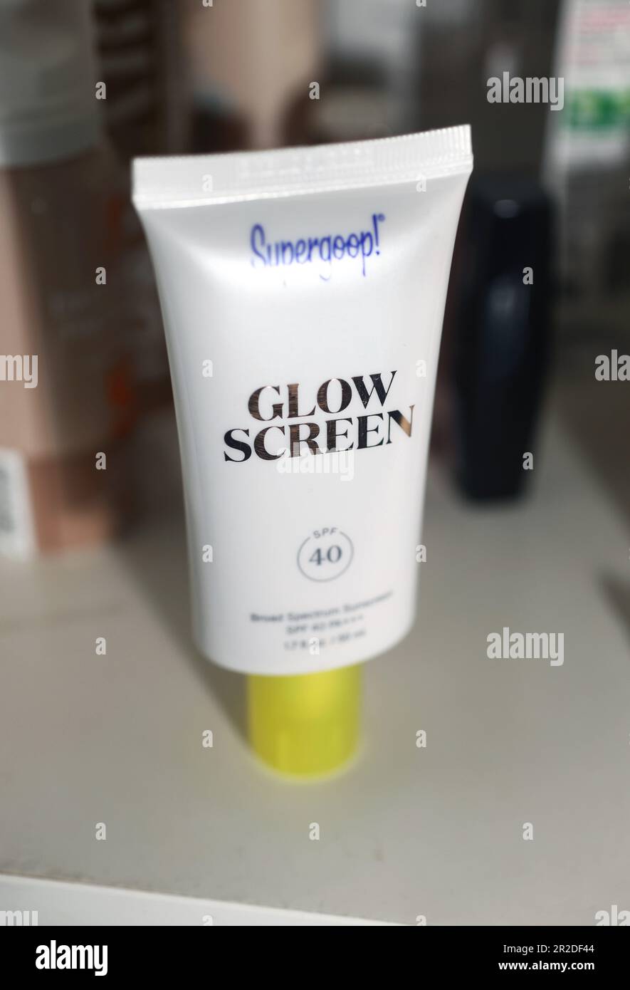 Hus logo hi-res stock photography and images - Alamy