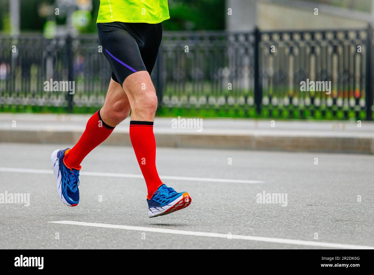 Running red city hi-res stock photography and images - Alamy
