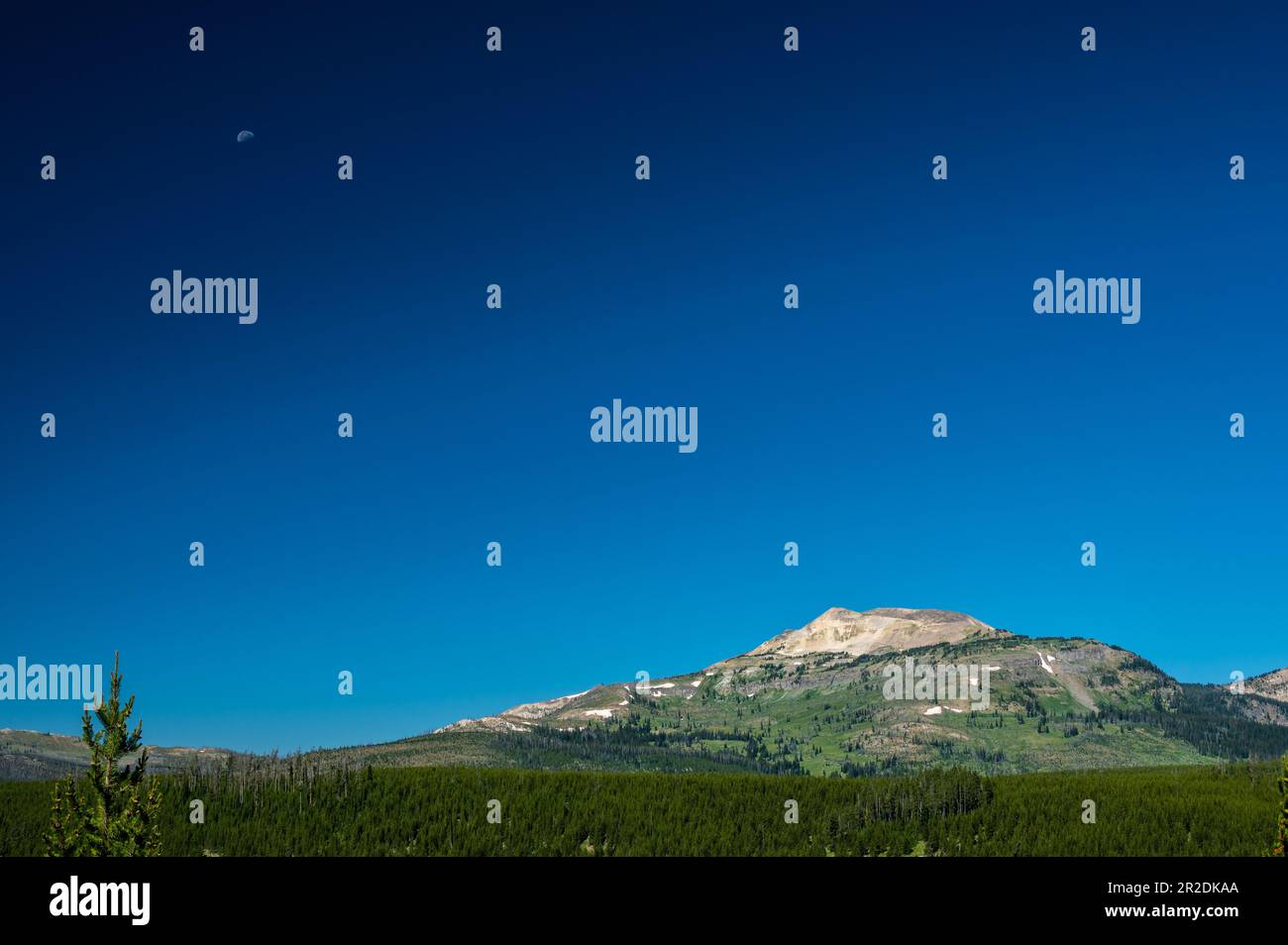 Mount holmes yellowstone hi-res stock photography and images - Alamy