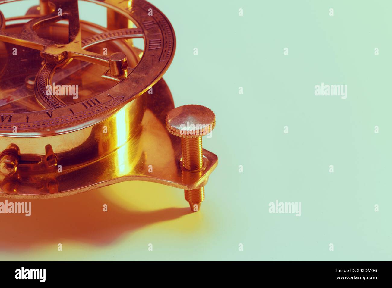 antique compass close up Stock Photo - Alamy